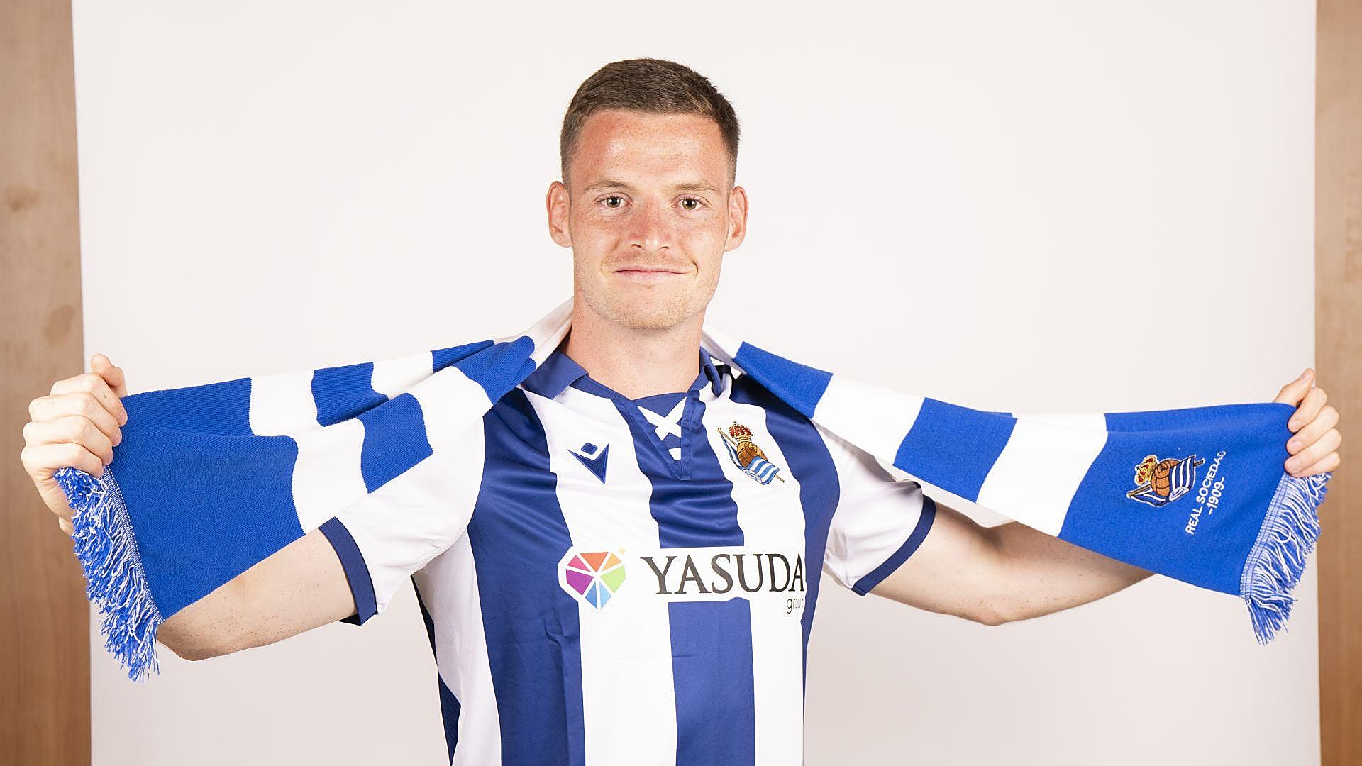 La Real Sociedad anuncia el fichaje de Sergio Gómez hasta 2030 | El Diario Vasco